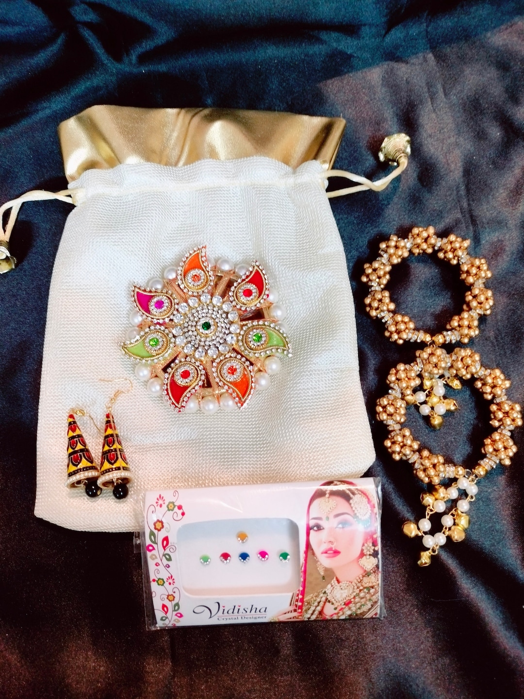 NEWLY LAUNCHED Combo Set of Bangles ,potli,earings , Bindi for Sangeet ...