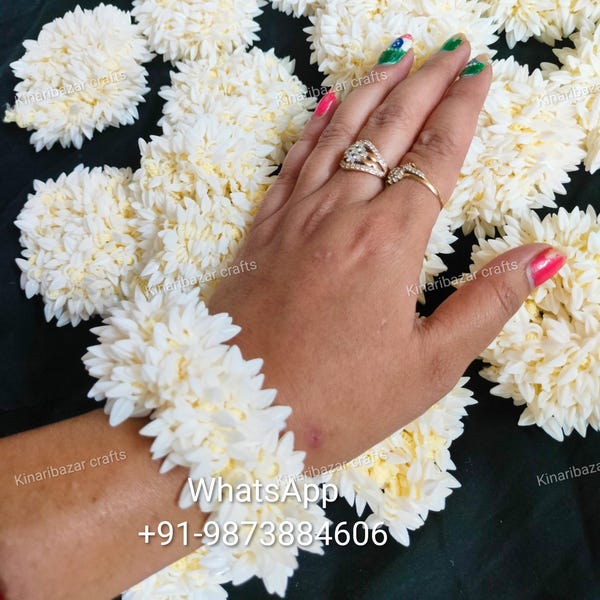 Hand Gajra - Etsy