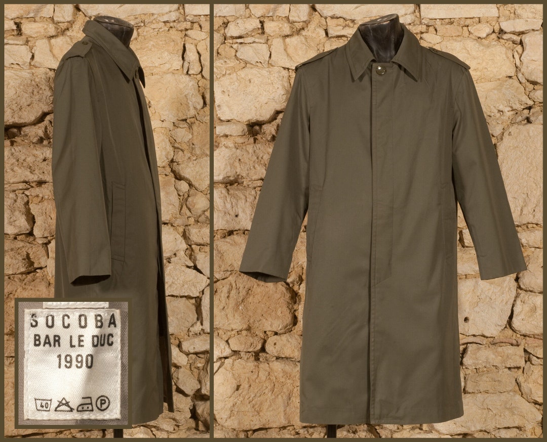French Military Surplus Raincoat - Sized 96C - (size UK/US 44 - EU 54 ...