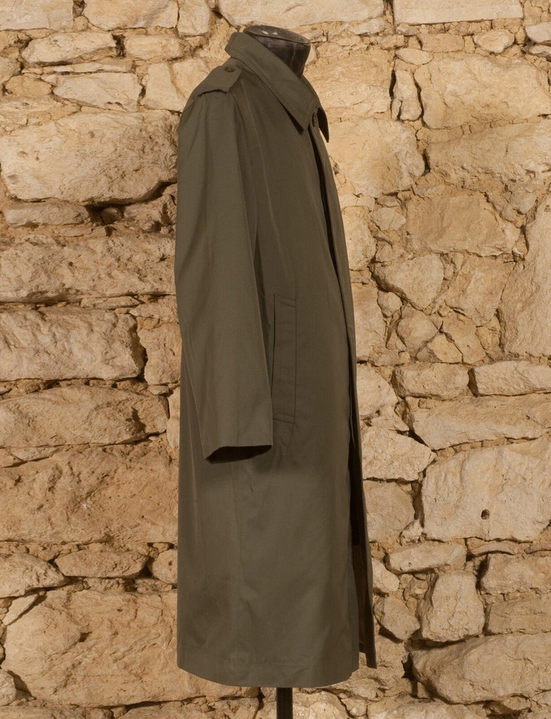 French Military Surplus Raincoat - Sized 96C - (size UK/US 44 - EU 54 ...