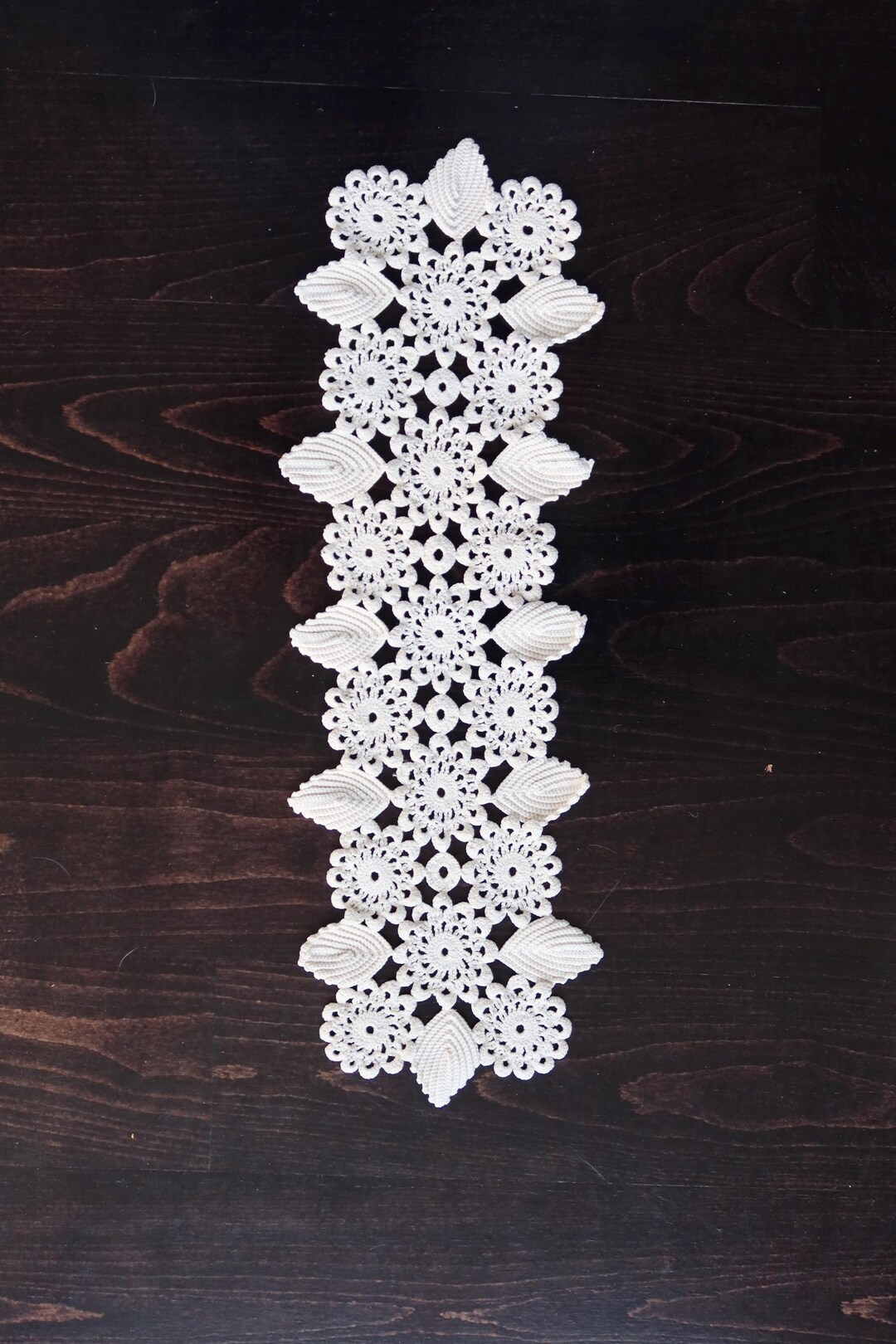 Long Vintage White Crocheted Placemat - Rosette and Leaf Pattern ...