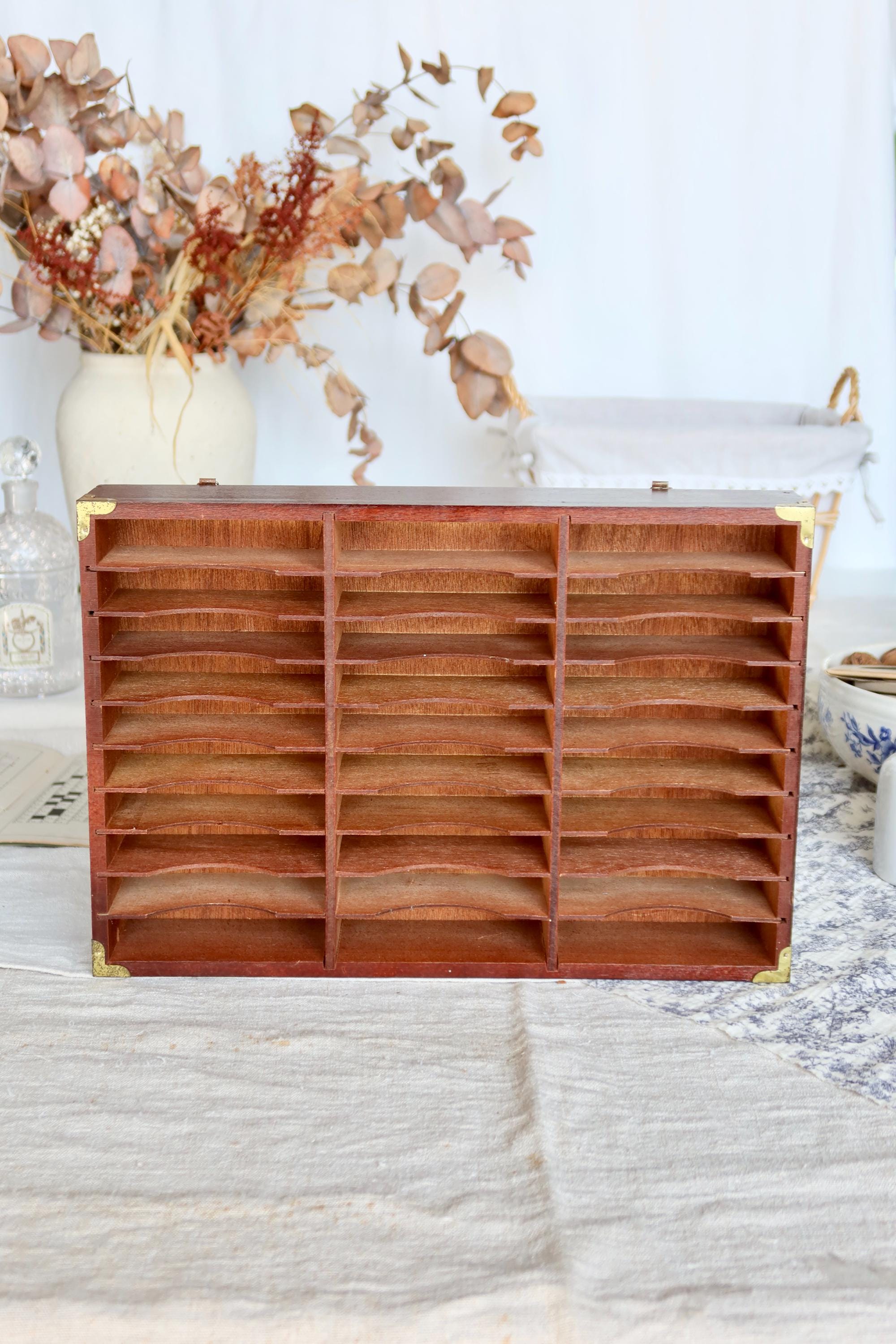 Vintage Wall Shelf, Craft Furniture Style - Wood and Gold Metal - 3 ...