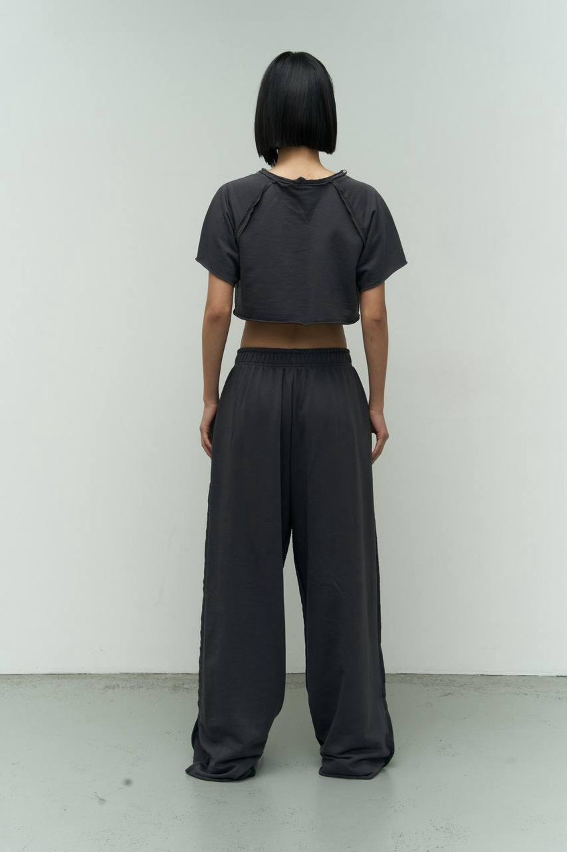 Pleated Crop Top Tracksuit Set, Comfortable Cotton Crew Neck With Torn ...