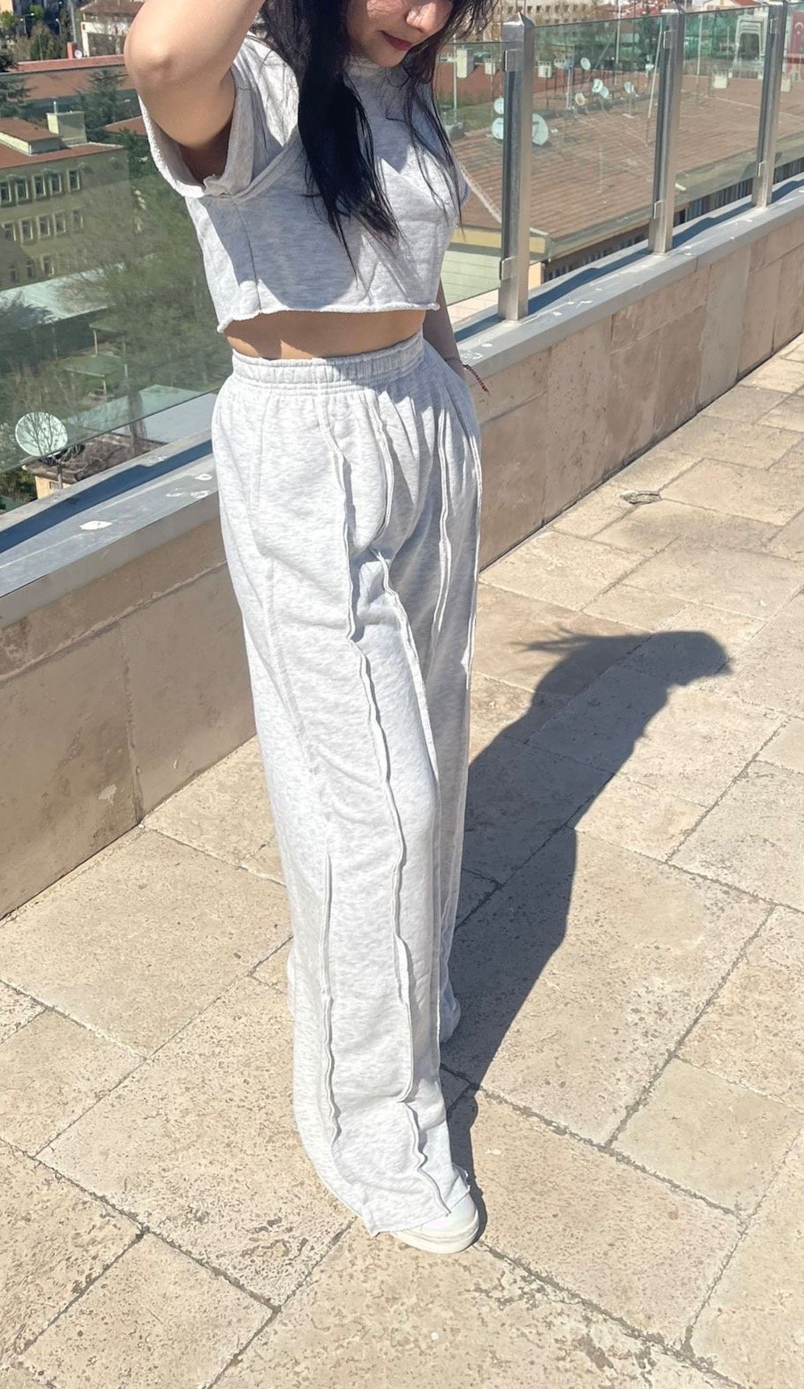 Pleated Crop Top Tracksuit Set, Comfortable Cotton Crew Neck With Torn ...