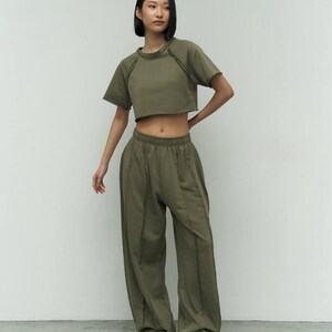 Pleated Crop Top Tracksuit Set, Comfortable Cotton Crew Neck With Torn ...