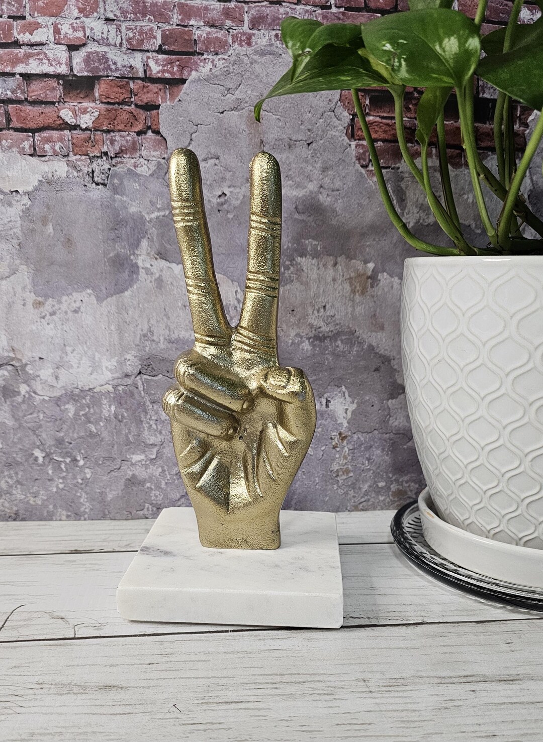 Vintage Gold Tone Metal Peace Hand Figuren on Stone Pedistal - Etsy