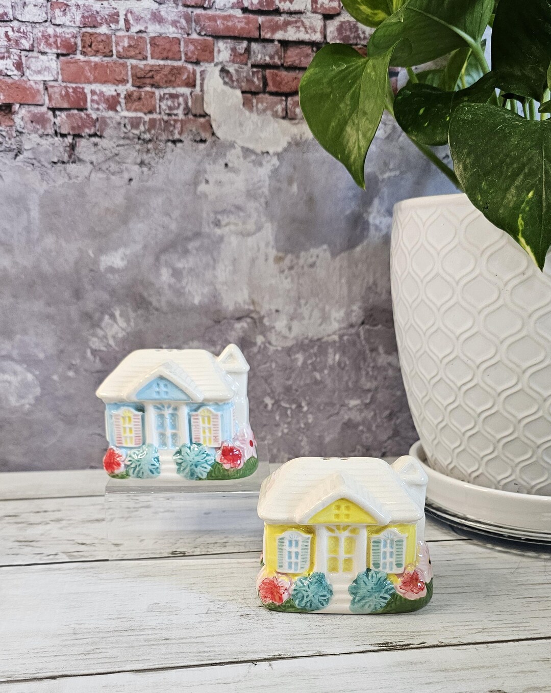 Victorian House Shaped Salt and Pepper Shaker Set - Etsy