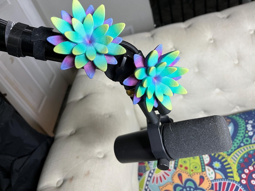 Colorful Gradient 3D Printed Flowers Mic Stand Decor Streamer Tech ...