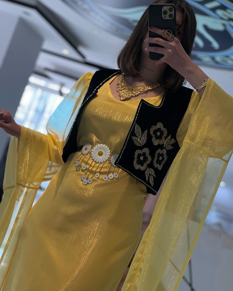 Kurdish Dress Traditional Kaftan Abaya, Kras Fistan Newroz Wedding ...