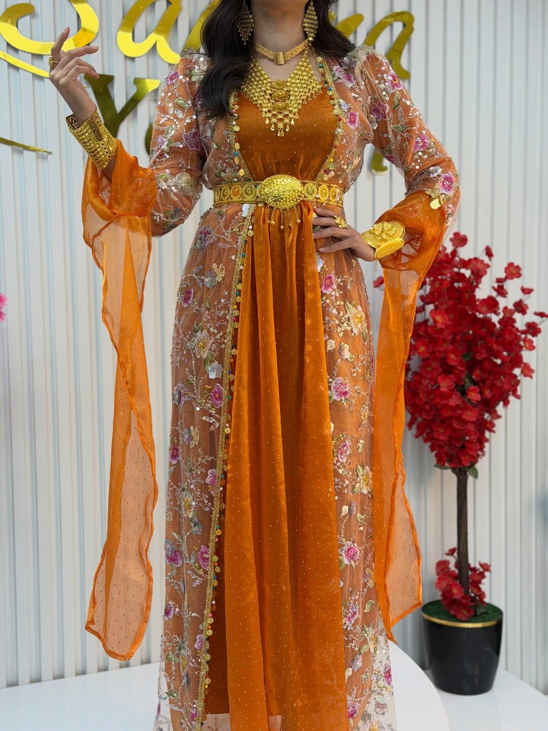 Kurdish Dress Traditional Kaftan Abaya, Kras Fistan Newroz Wedding ...