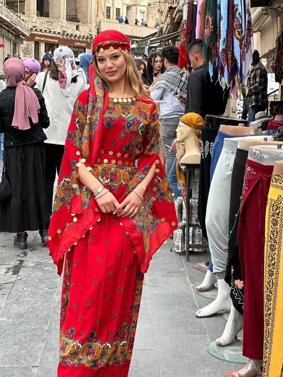 Kurdish Hamavi Traditional Red Kaftan Dress With Floral Patterns, Kras ...
