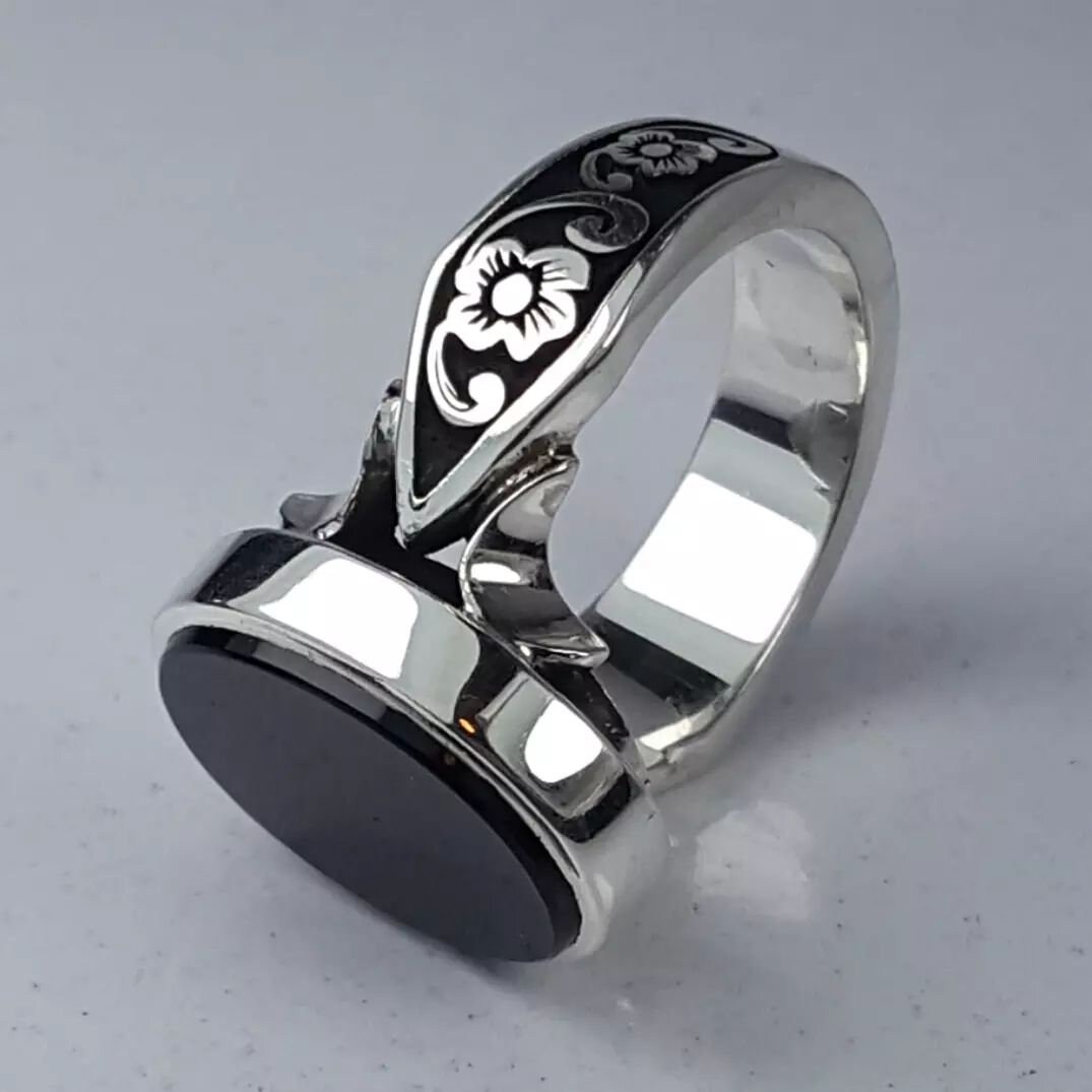 Original Jett Black Yemeni Aqeeq Stone in Oval Akik | Genuine Hakeek ...