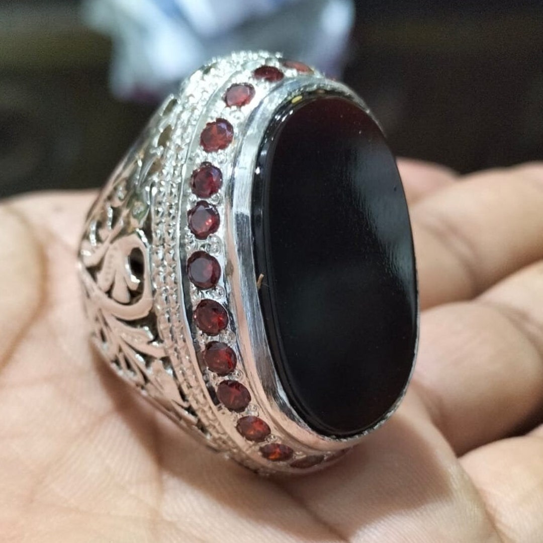 Giant Agate Natural Big Yemeni Agate Ring With Small Garnet Stones ...