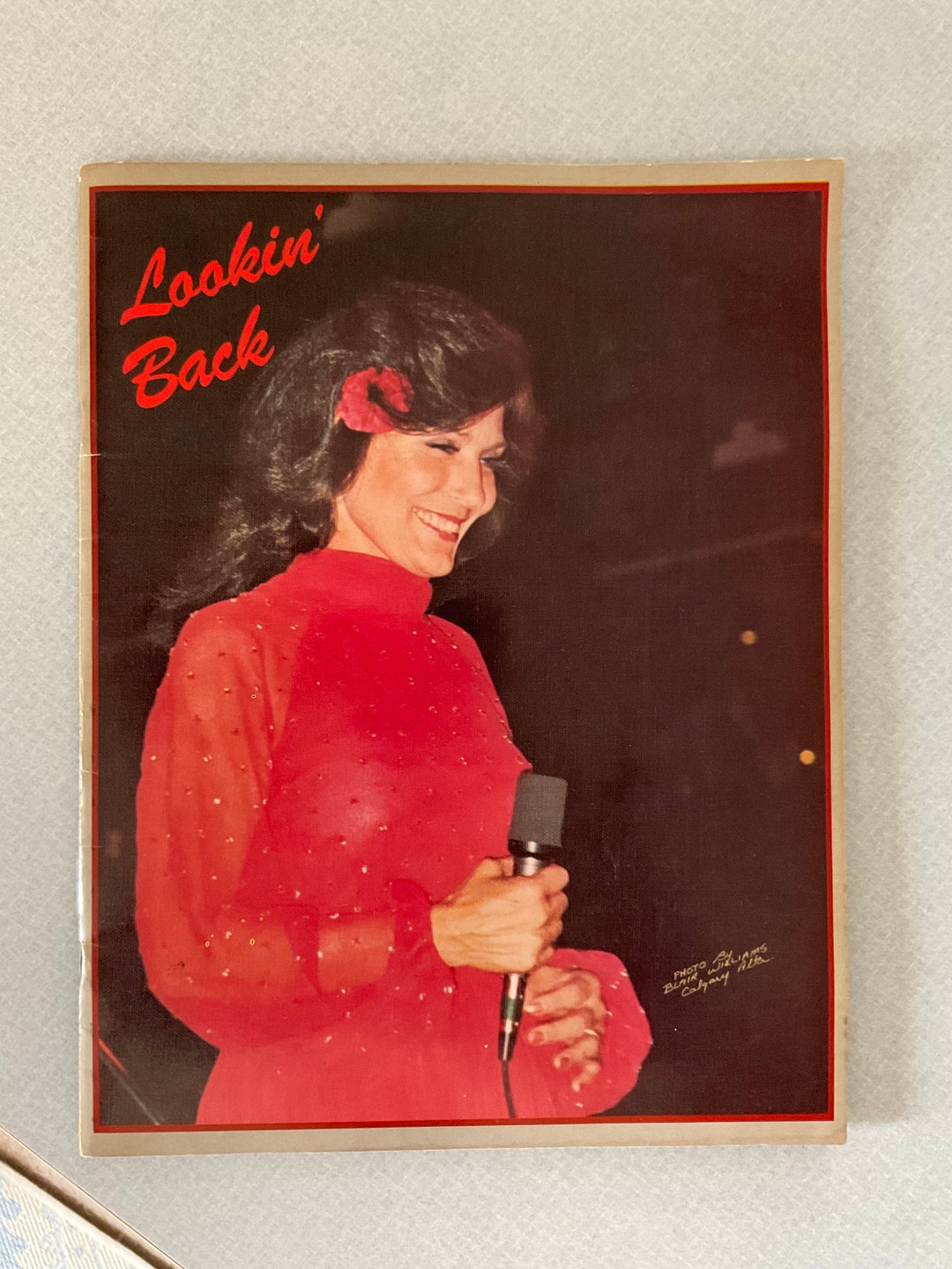 Lookin Back Loretta Lynn Booklet - Etsy
