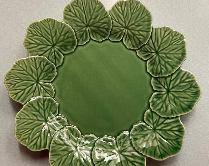 Set of 2 Bordallo Pinheiro Geranium Dinner Plates/ Green Earthenware ...