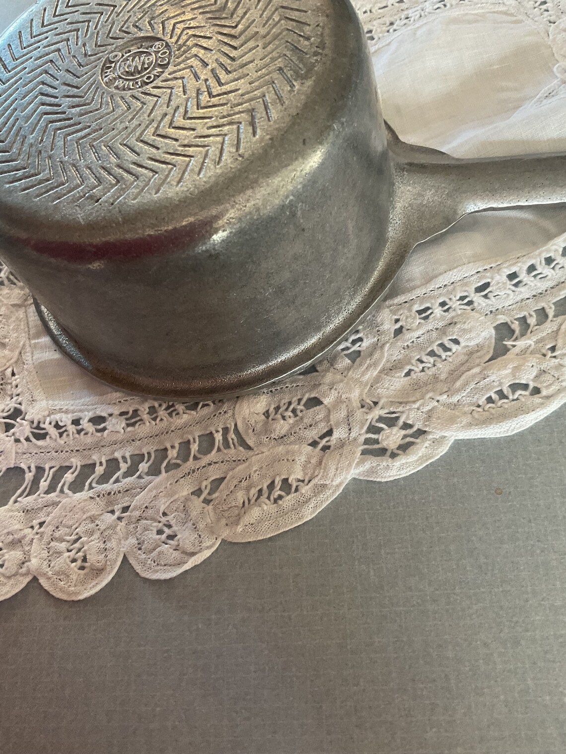 RWP Wilton Armetale Pewter Rope Handle Detail 1qt. Saucepan With Pour ...