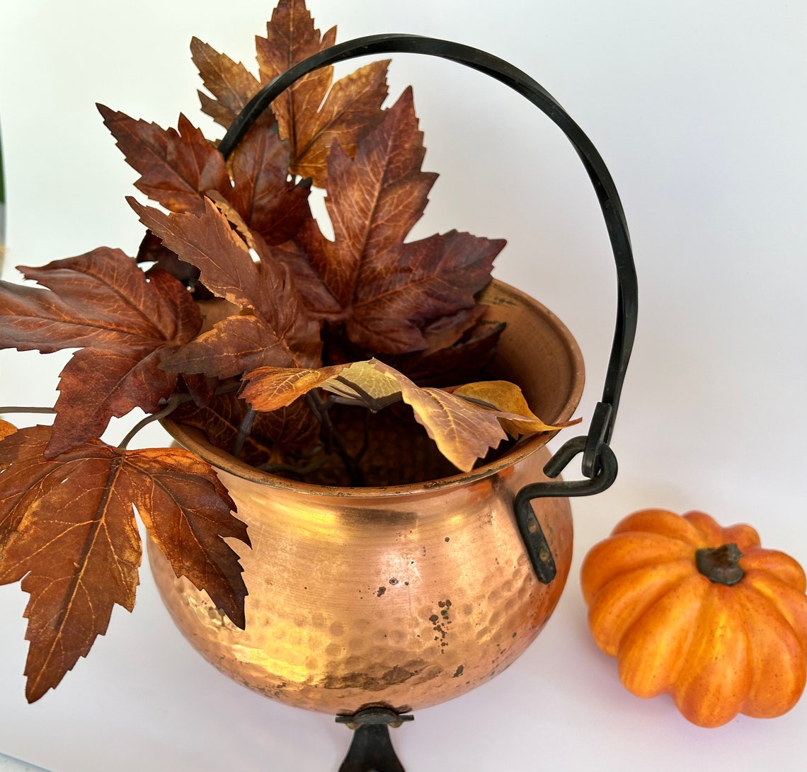 Vintage Copper Footed Cauldron or Kettle - Etsy