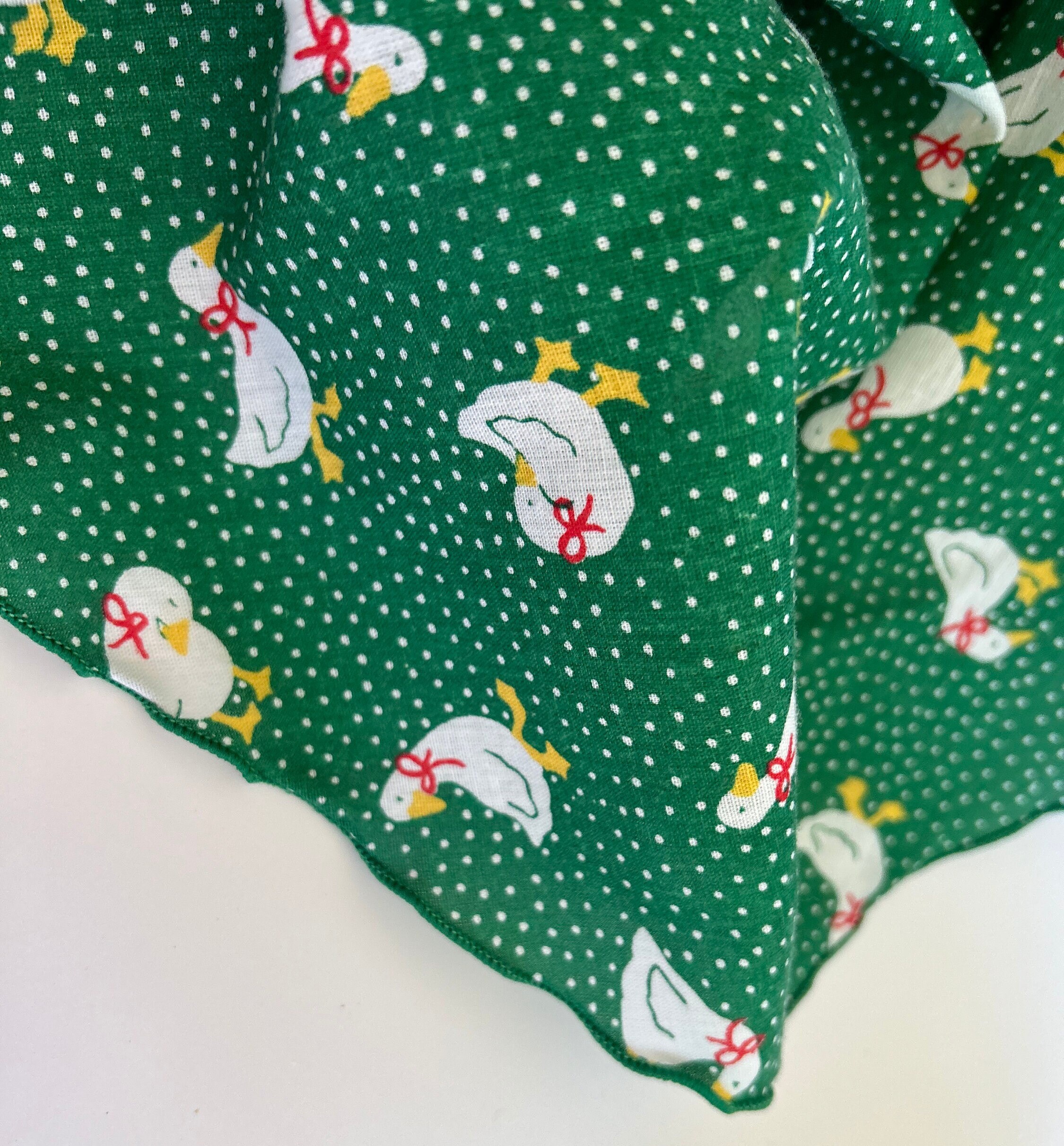 Vintage Christmas Geese With Red Bows Round Tablecloth, 1980s Geese ...