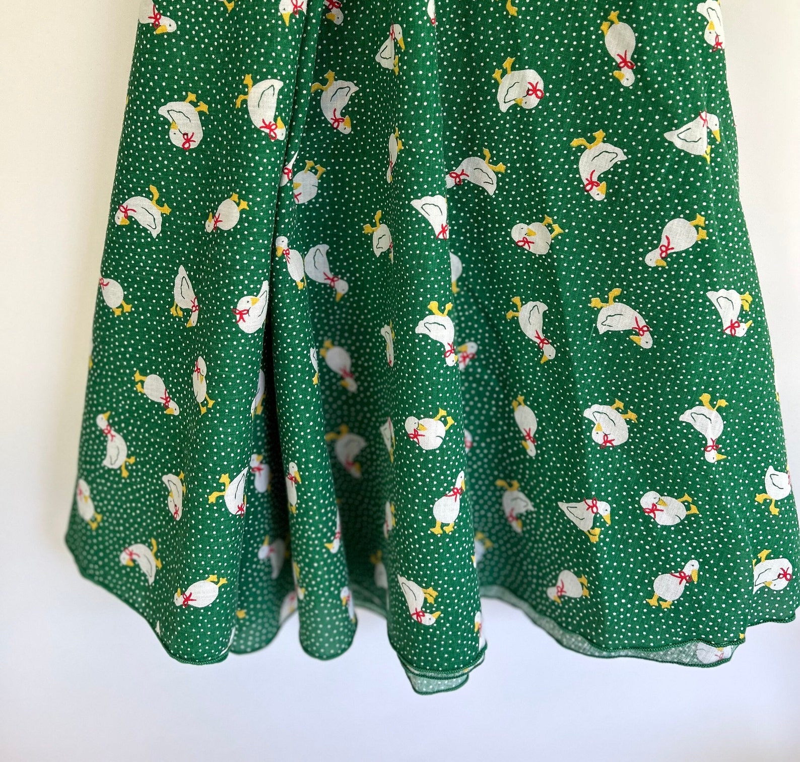 Vintage Christmas Geese With Red Bows Round Tablecloth, 1980s Geese ...