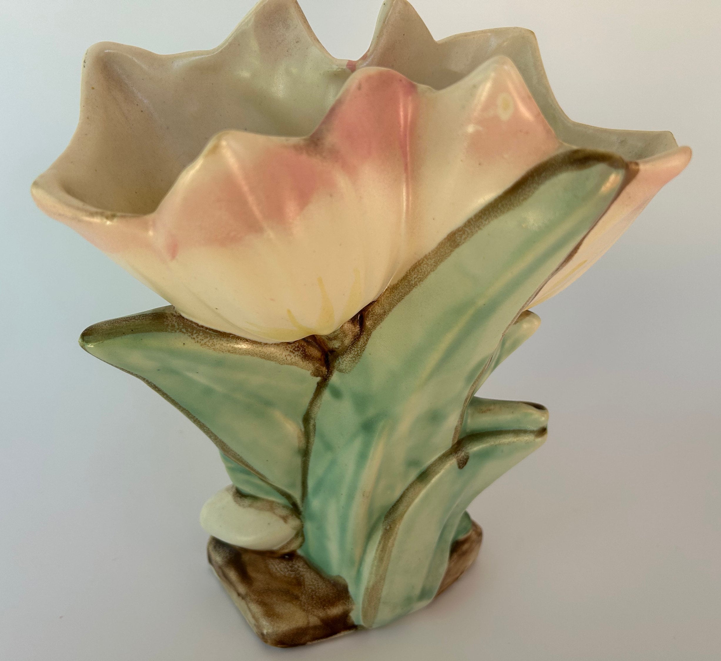 Vintage Mccoy Pottery Tulip Vase Pink and Creamy White - Etsy