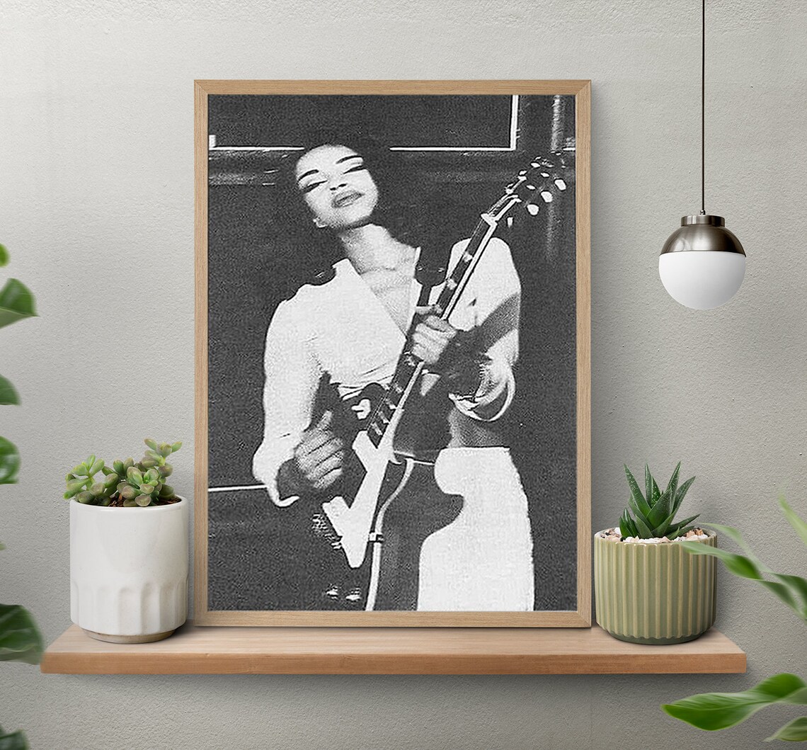 Sade Playing the Guitar Poster Black and White Print - Etsy