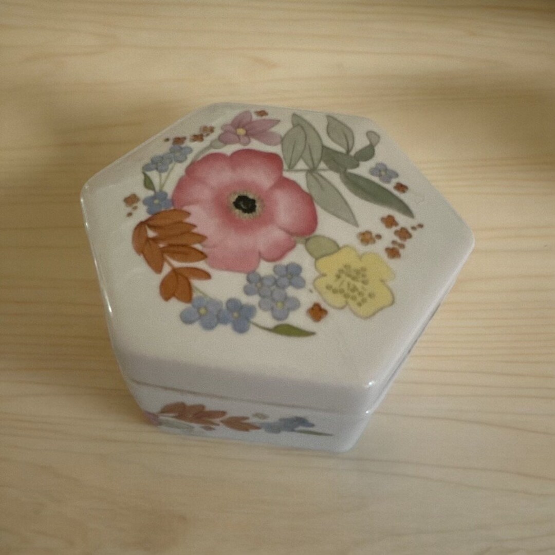 Vintage Wedgwood Meadow Sweet Hexagonal Trinket Box - Etsy