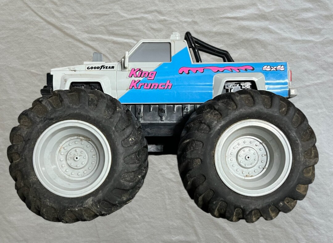 Galoob Tuff Trax Mondo King Krunch Monster Truck 1990 Lewis Goloop Toys ...