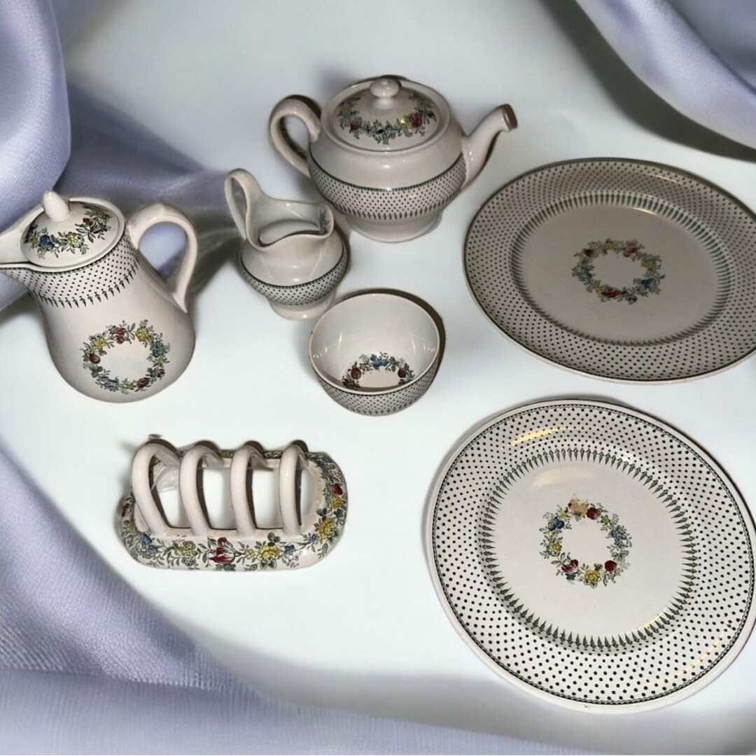 Antique Minton Floral Wreath Tea Pot 7 Pc China Set Has the 1920 Stamp ...