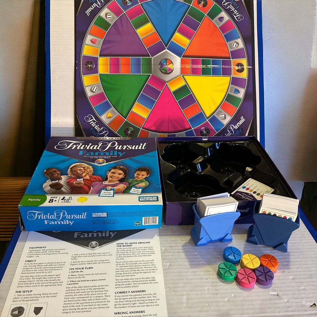 Trivial Pursuit Family Board Game 25th Anniversary Edition Age 8+ Kids ...