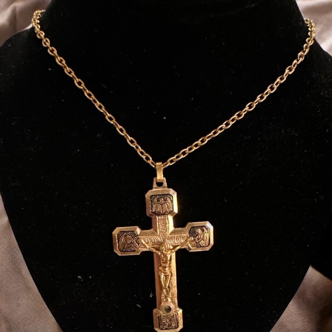 Via Crucis Roma Crucifix Featuring Scenes on the Back. Measures ...