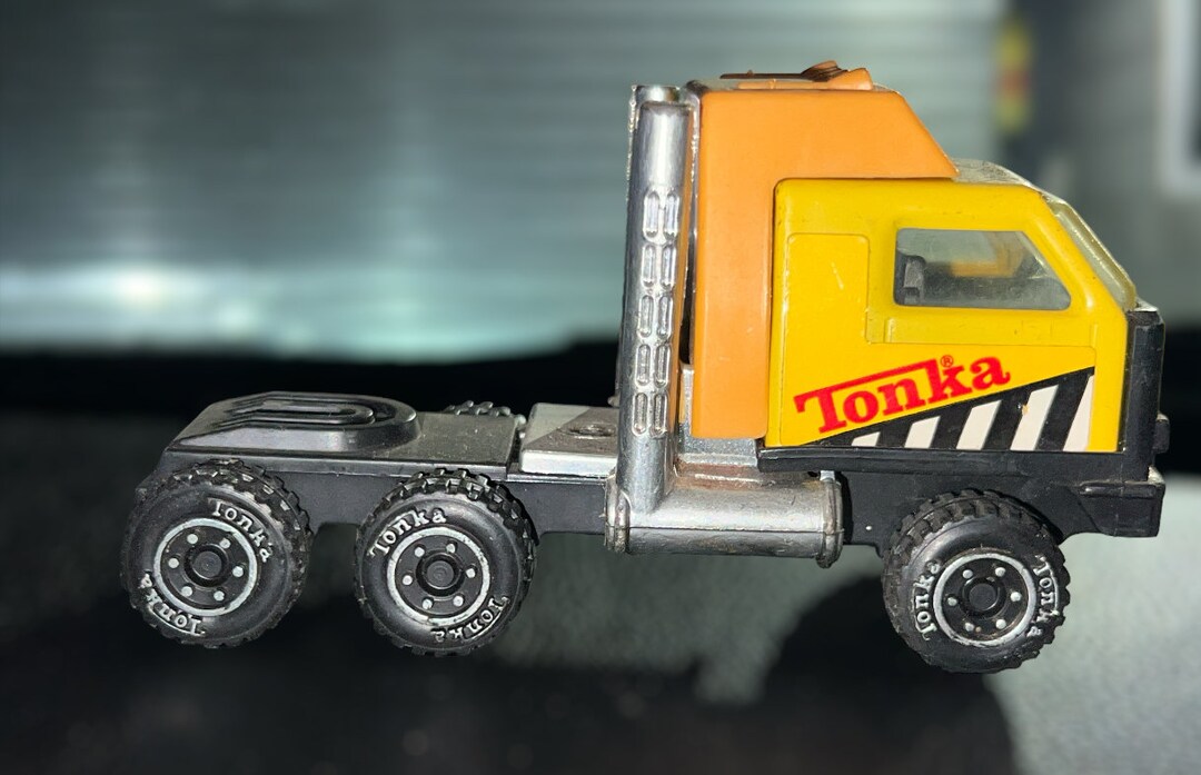 Rare Vintage Tonka Semi Truck Steel Hard Plastic Toy Yellow Truck ...