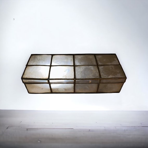 Vintage Rectangular Capiz Shell Box, Circa 1960s - Gem