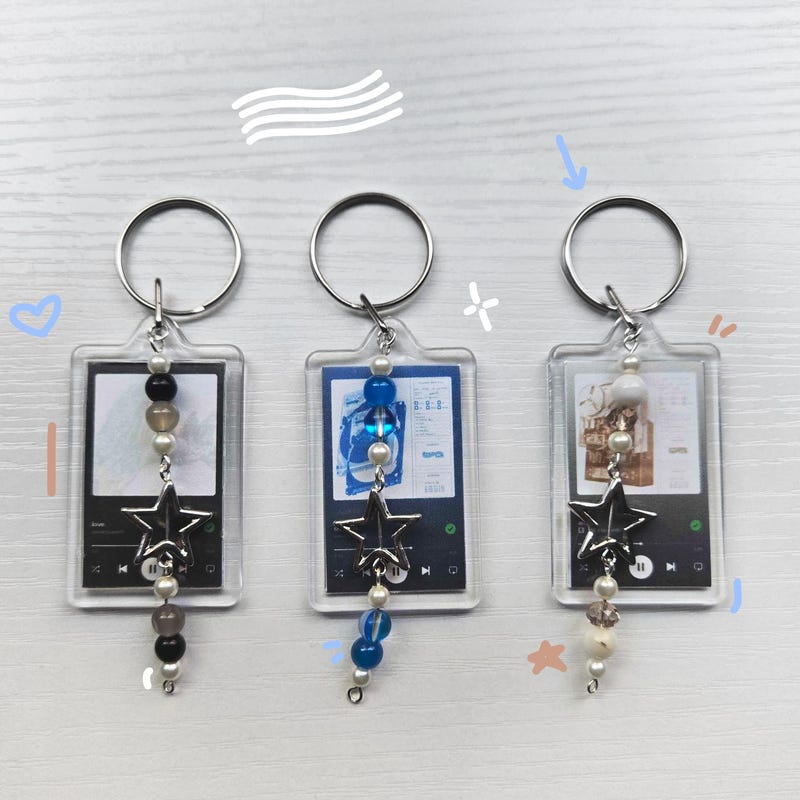 Laufey Keychain - Etsy