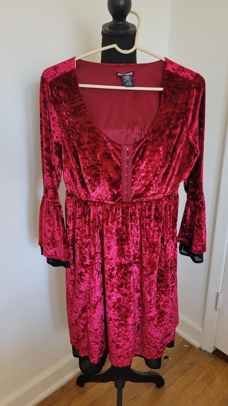 Hot Topic Red Velvet Bell Sleeve Dress Vintage Size L - Etsy