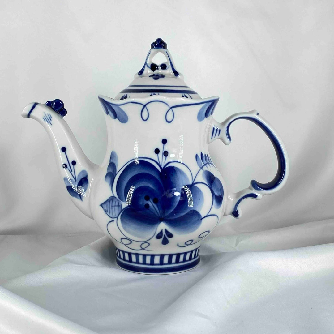 Gzhel Teapot Hand Painted Made in Russia Amazing Condition - Etsy