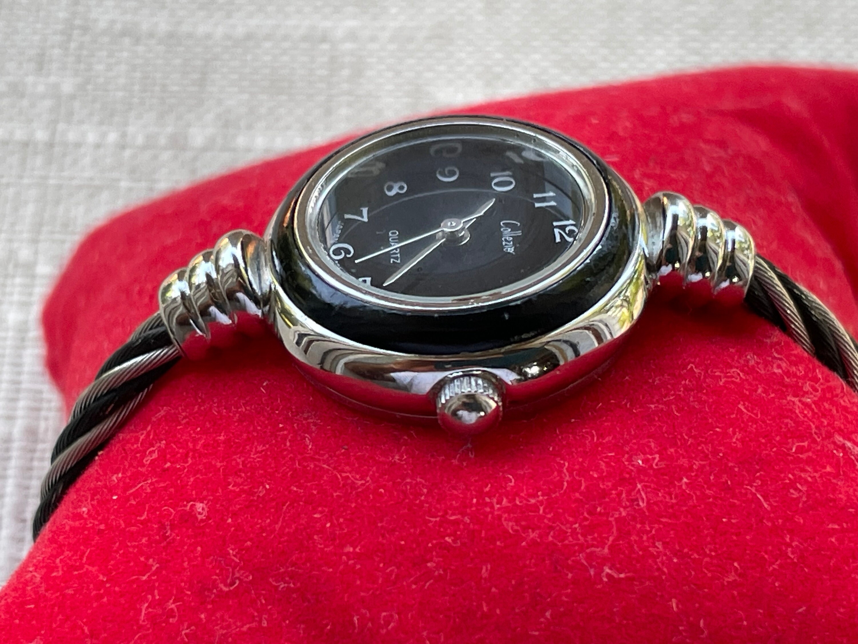 Collezio Ladies Wristwatch Vintage Quartz Black/silver Twisted - Etsy