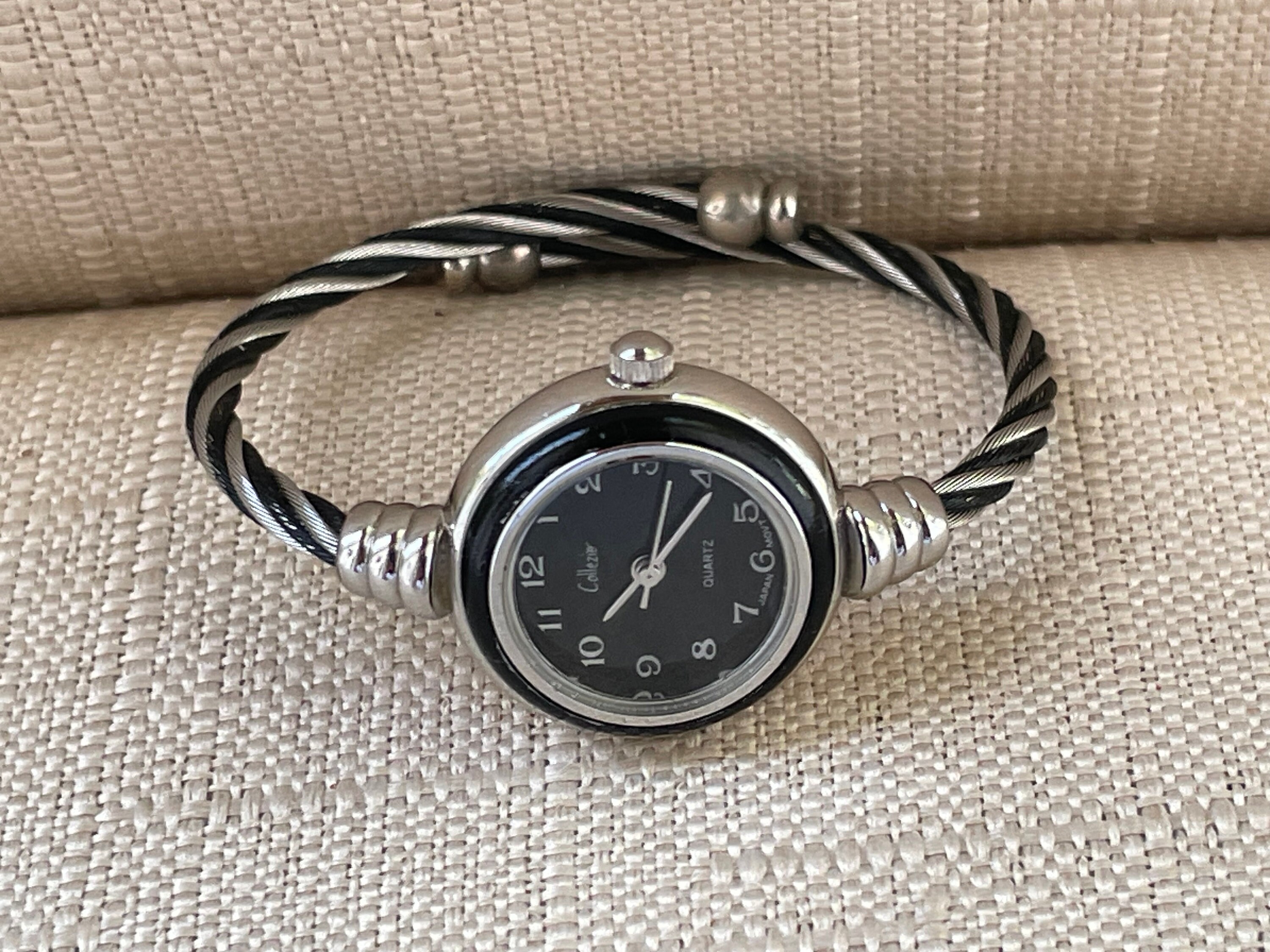Collezio Ladies Wristwatch Vintage Quartz Black/silver Twisted - Etsy