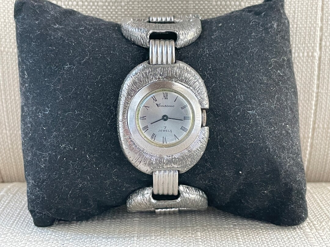 Vendome Rare Vintage Wristwatch Silver Tone Analog Hand Winding 7 ...