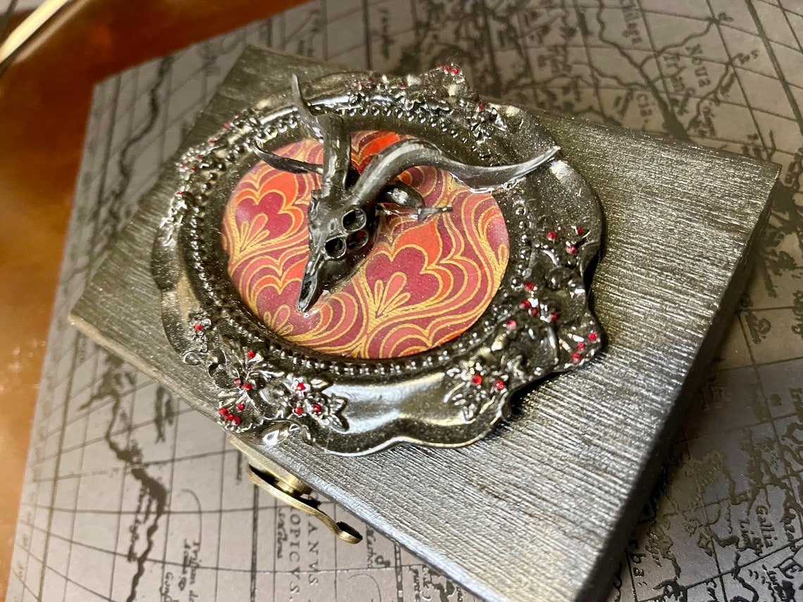 Baphomet Skull decorative Box for Altar Jewelry Standard Tarot Deck ...