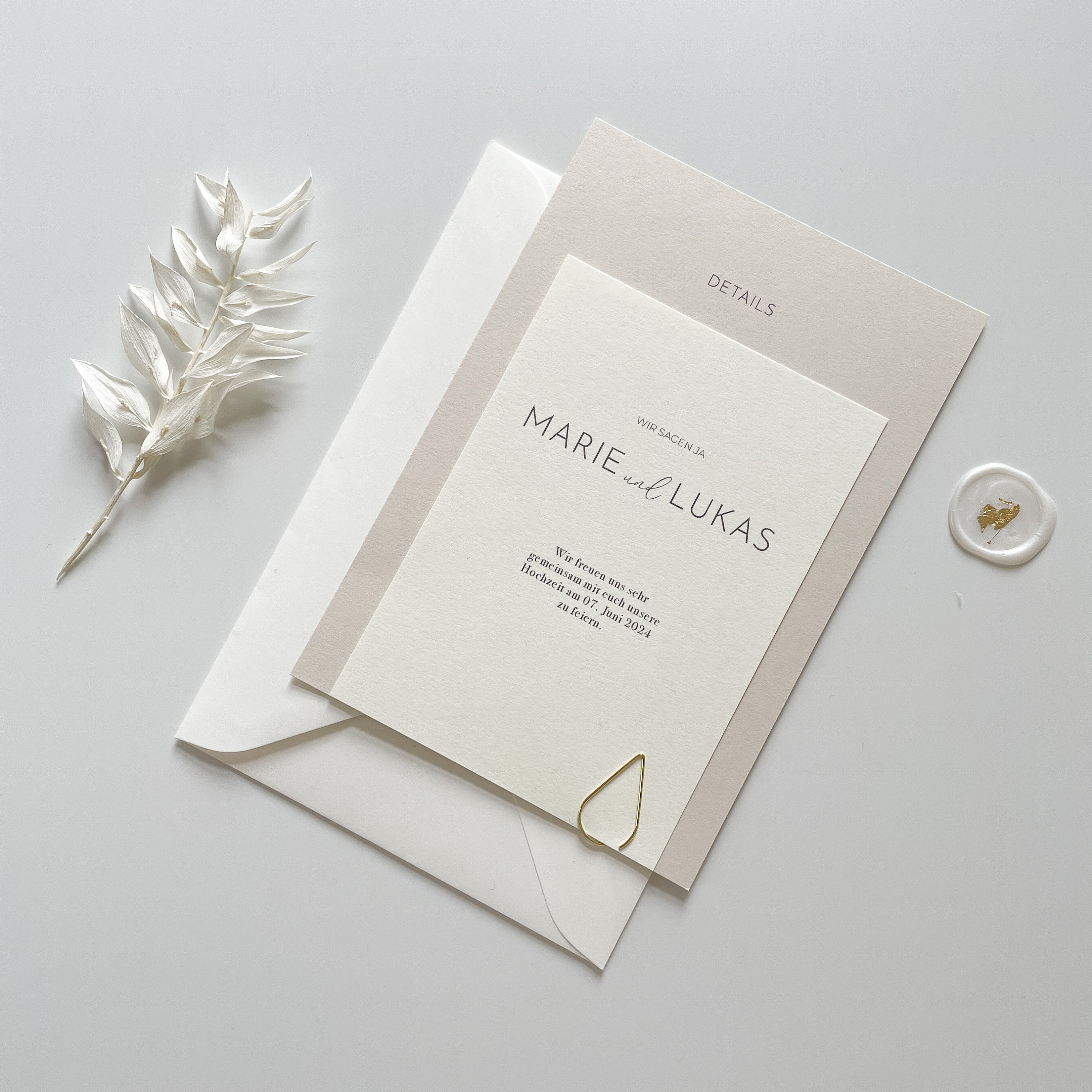 Invitations Ivory Chic Maps Detailed Map Din B6 Bracket Wax Seal Gold ...