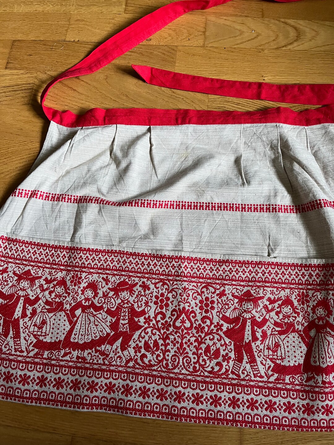 Vintage Style Austrian Folk Pattern Apron Trachten Austrian Oktoberfest ...