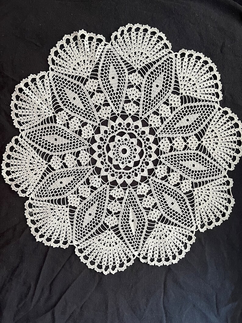 White Vintage Doily Table Centerpiece Flower Motif Handmade - Etsy