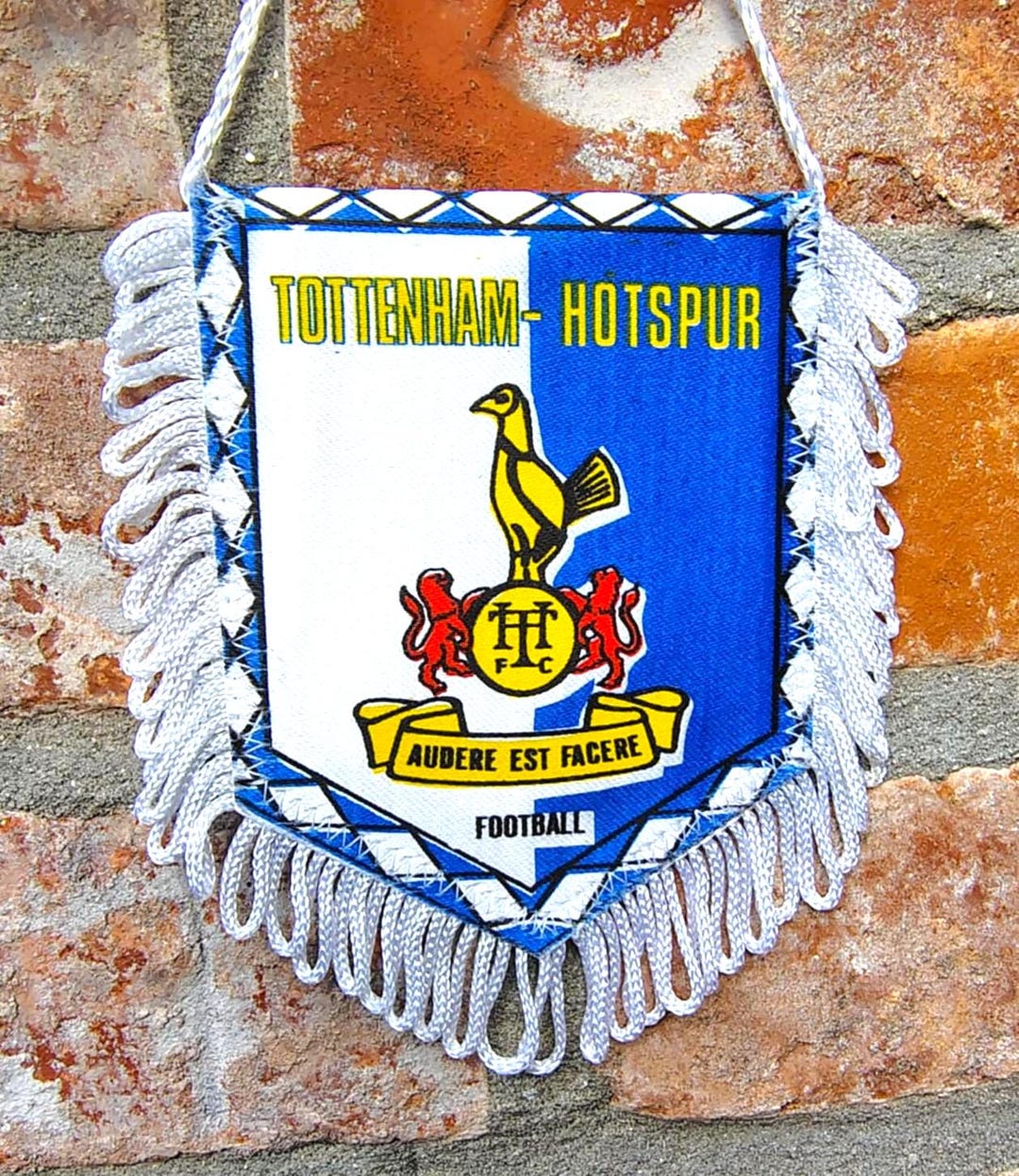 Tottenham Hotspur FC 1980s Soccer Football Handmade Fait-main Pennant ...