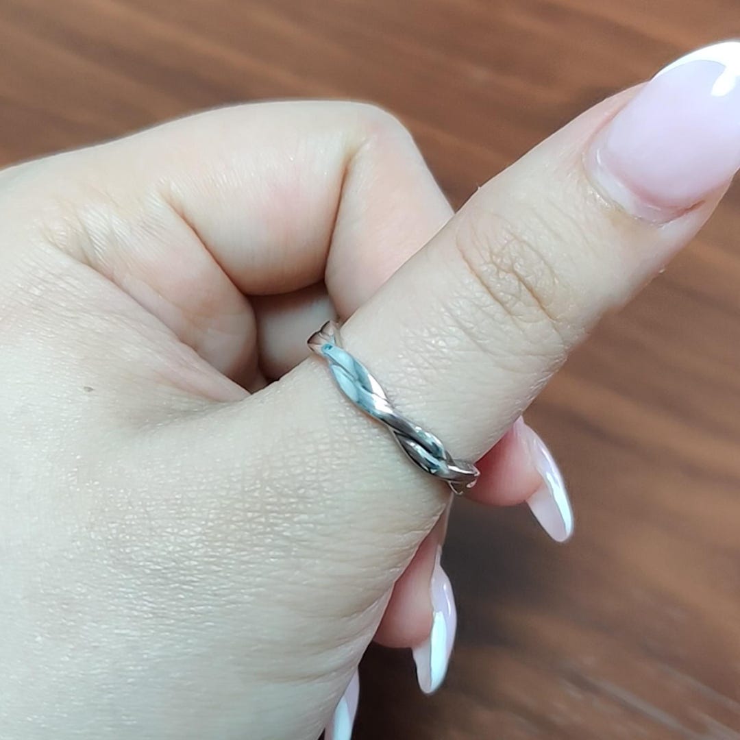 Twisted Vine Stacked Wedding Rings- Fascinating Diamonds - Etsy