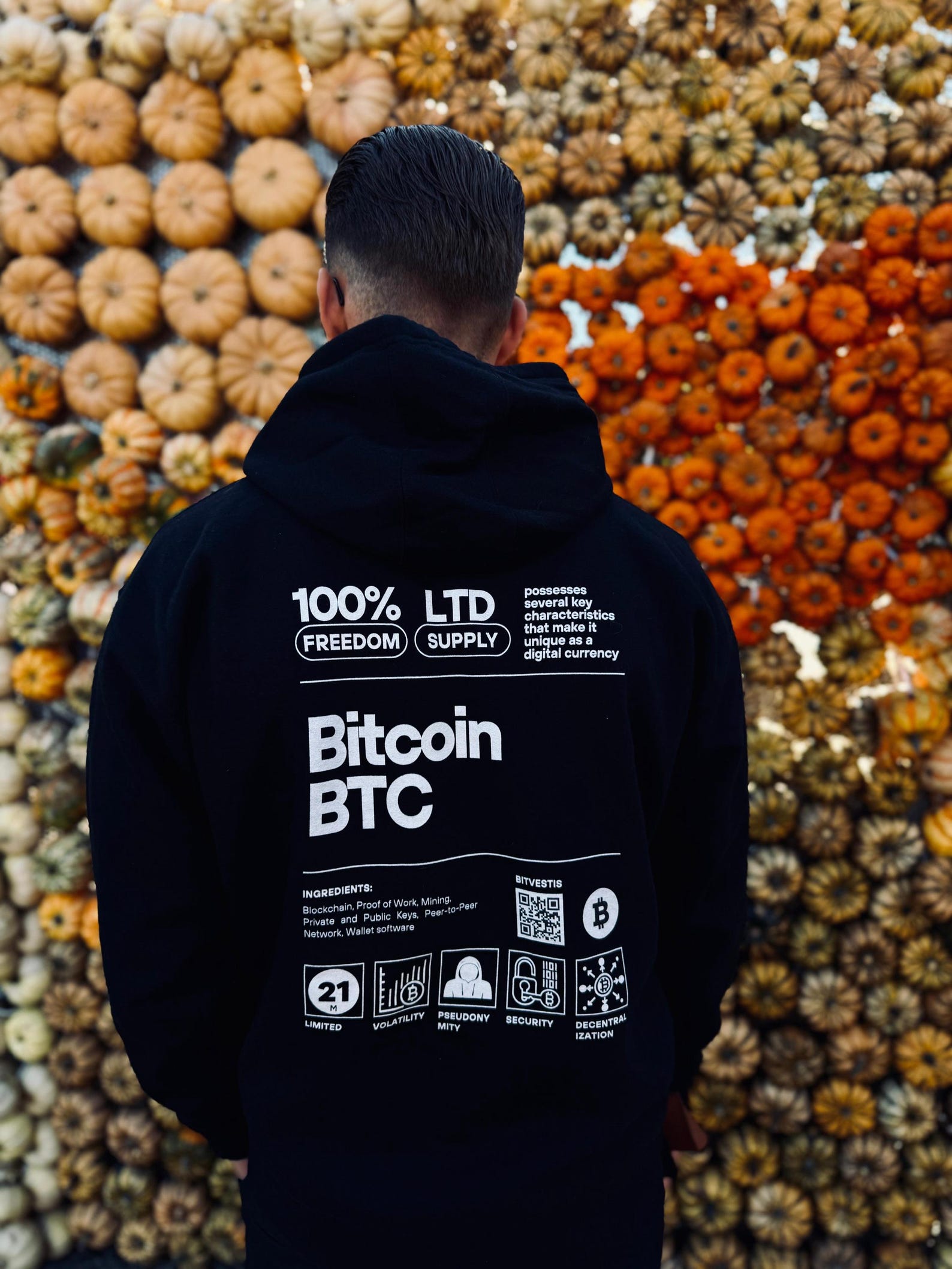 Bitcoin Label Hoodie: Premium Comfort for Crypto Lovers! Classic Style ...