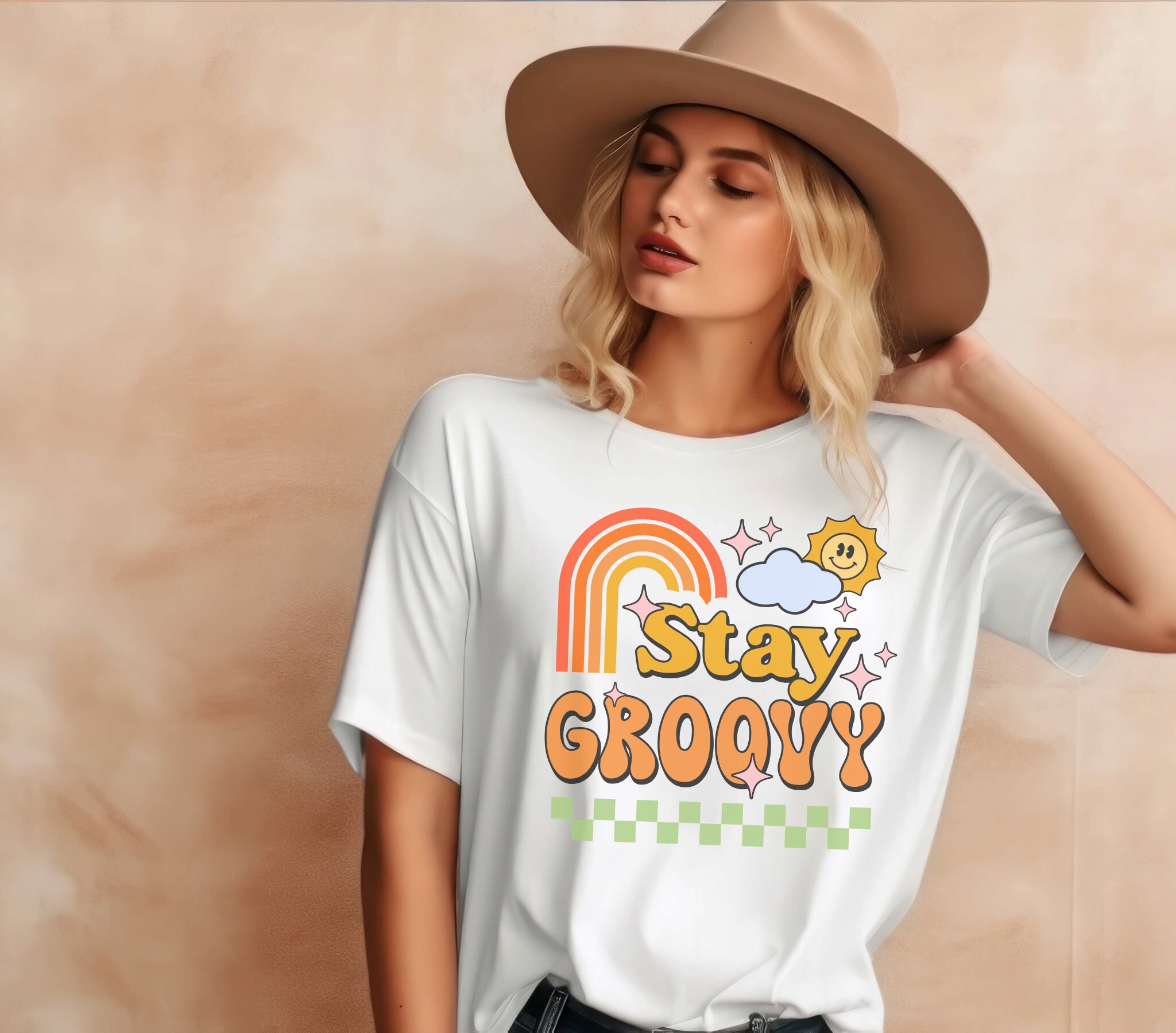 Retro Groovy Font Bundle and Graphics Bundle | OTF, TTF, Svg, Dxf | 90s ...