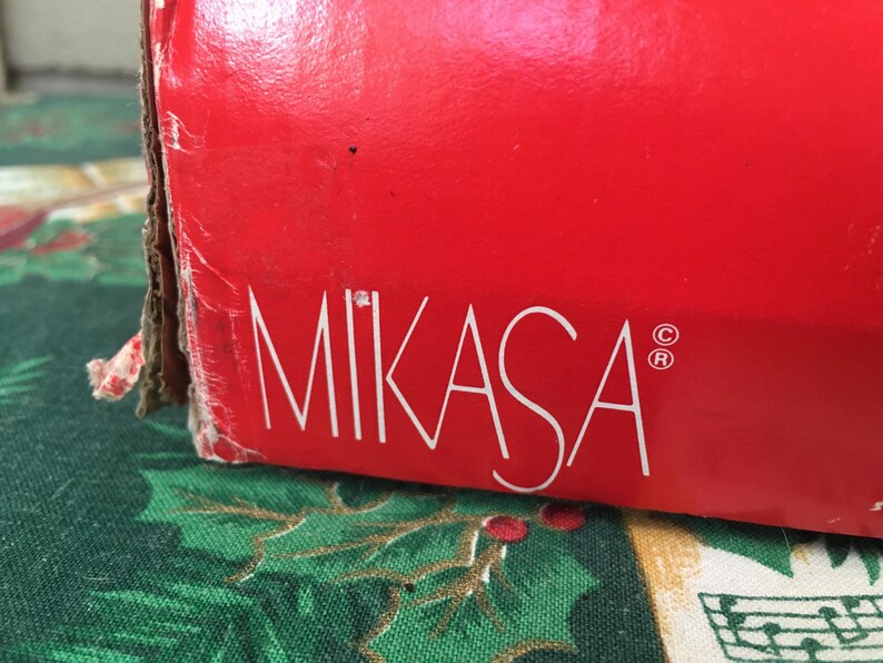 Vintage Mikasa Frosted 2-tier Christmas Story Tidbit Server, Made in ...