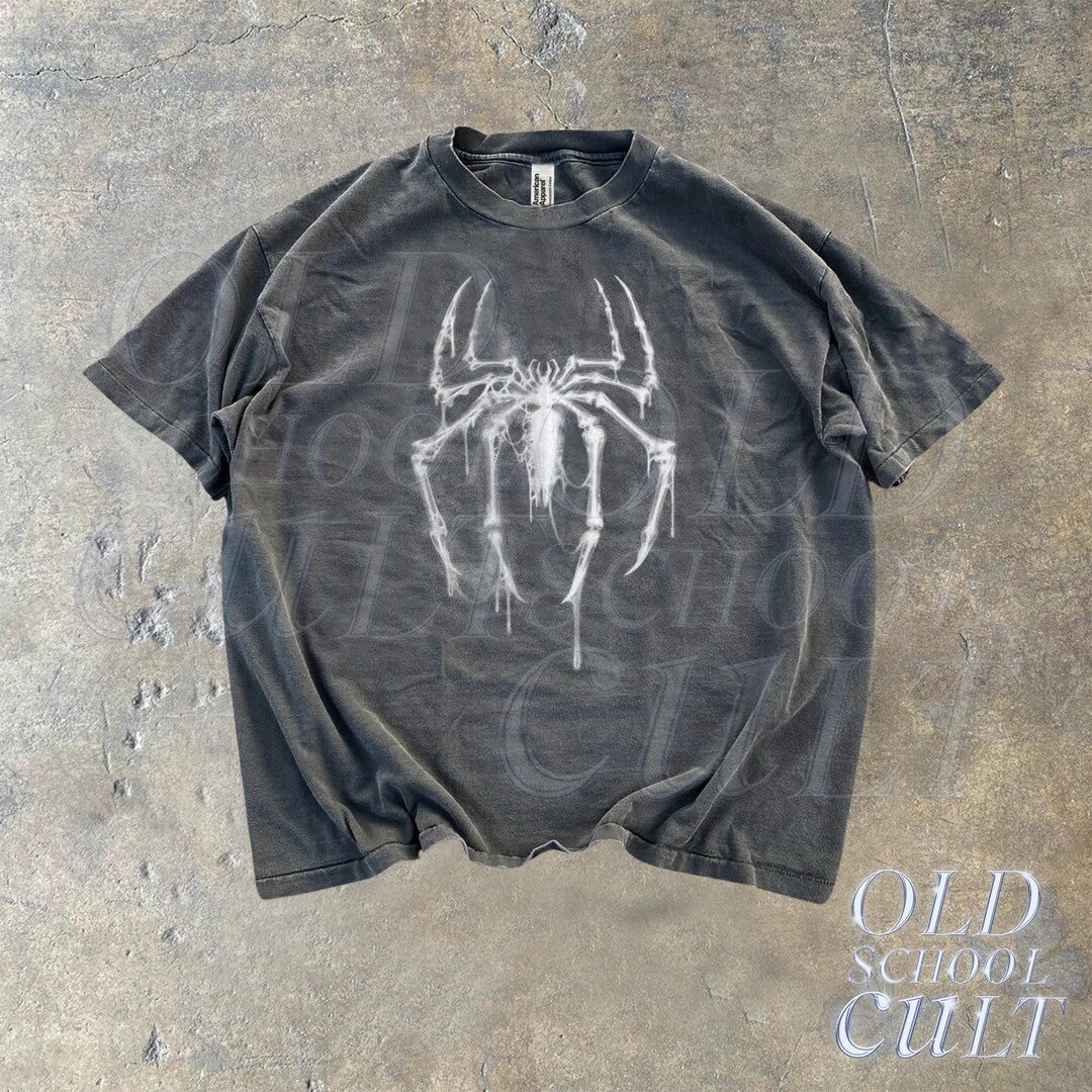 Vintage Spider Graphic Shirt, Pump Cover Spider Shirt, Retro Training ...