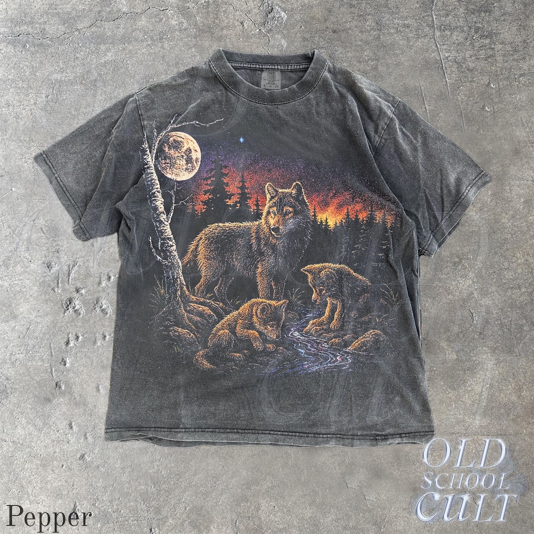 Vintage Wolf Pack T-shirt, Comfort Colors® Pepper Shirt, Retro Wildlife ...
