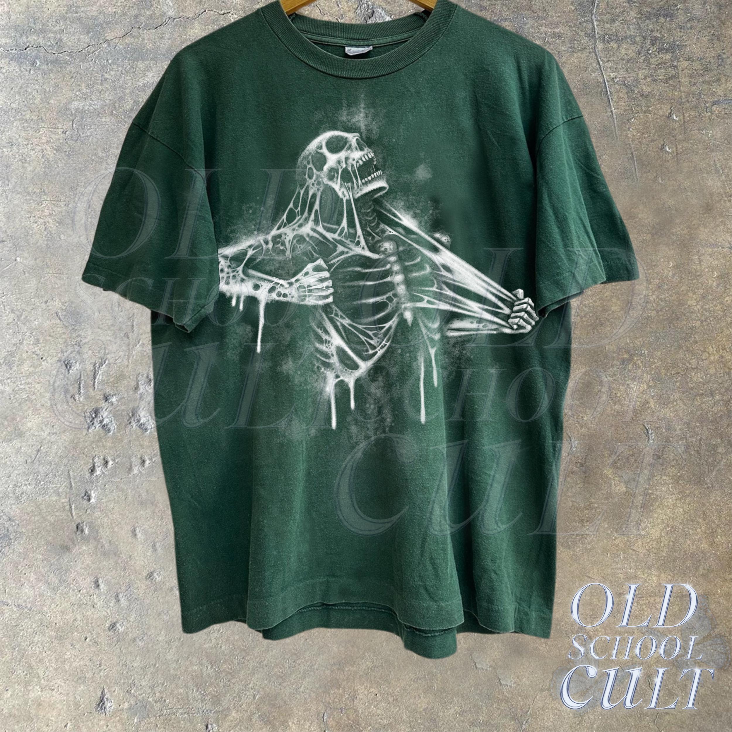 Skeleton Ripping Rib Cage Vintage 90s Graphic T-shirt, Dark Art Horror ...